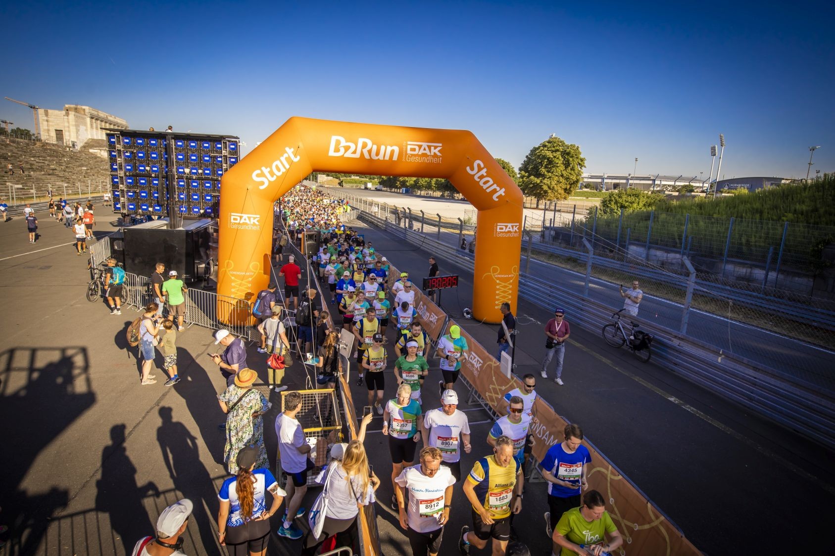 Impressionen und Eindrücke vom Start beim B2Run Nürnberg 2022 #gmeinsamaktiv